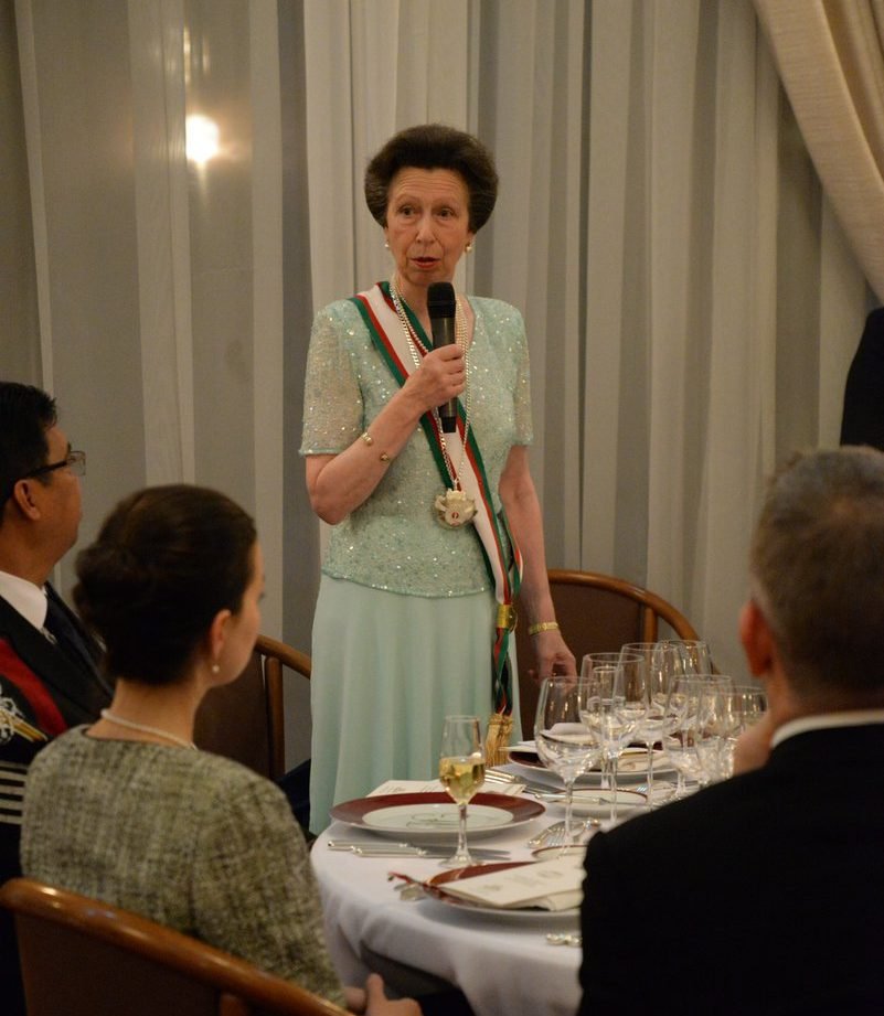 Princess Anne & Sir Tim in Madagascar: mission to save endangered birds ...