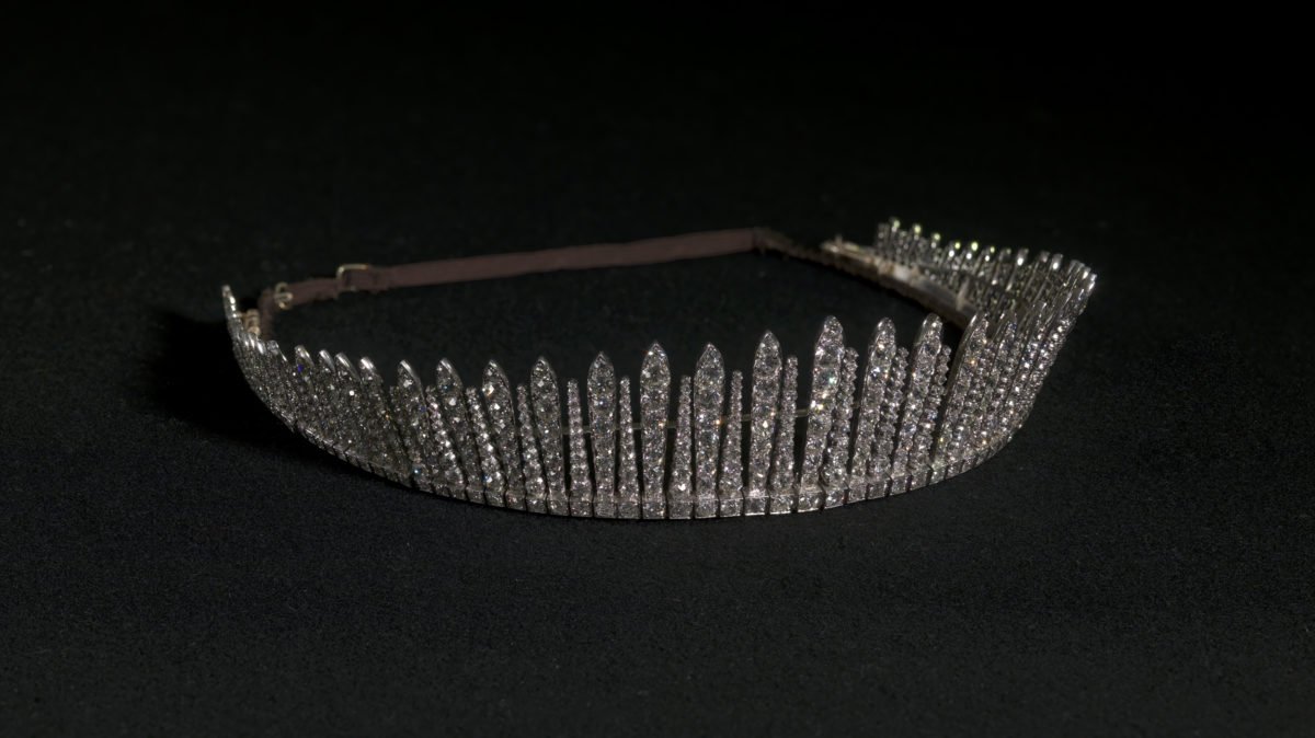 Victoria's emerald tiara from Albert & Fife tiara to go on display at ...