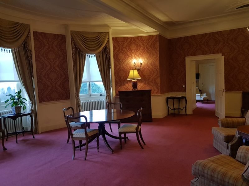 Lord of the Manor... Luton Hoo - a royal family favourite • The Crown ...