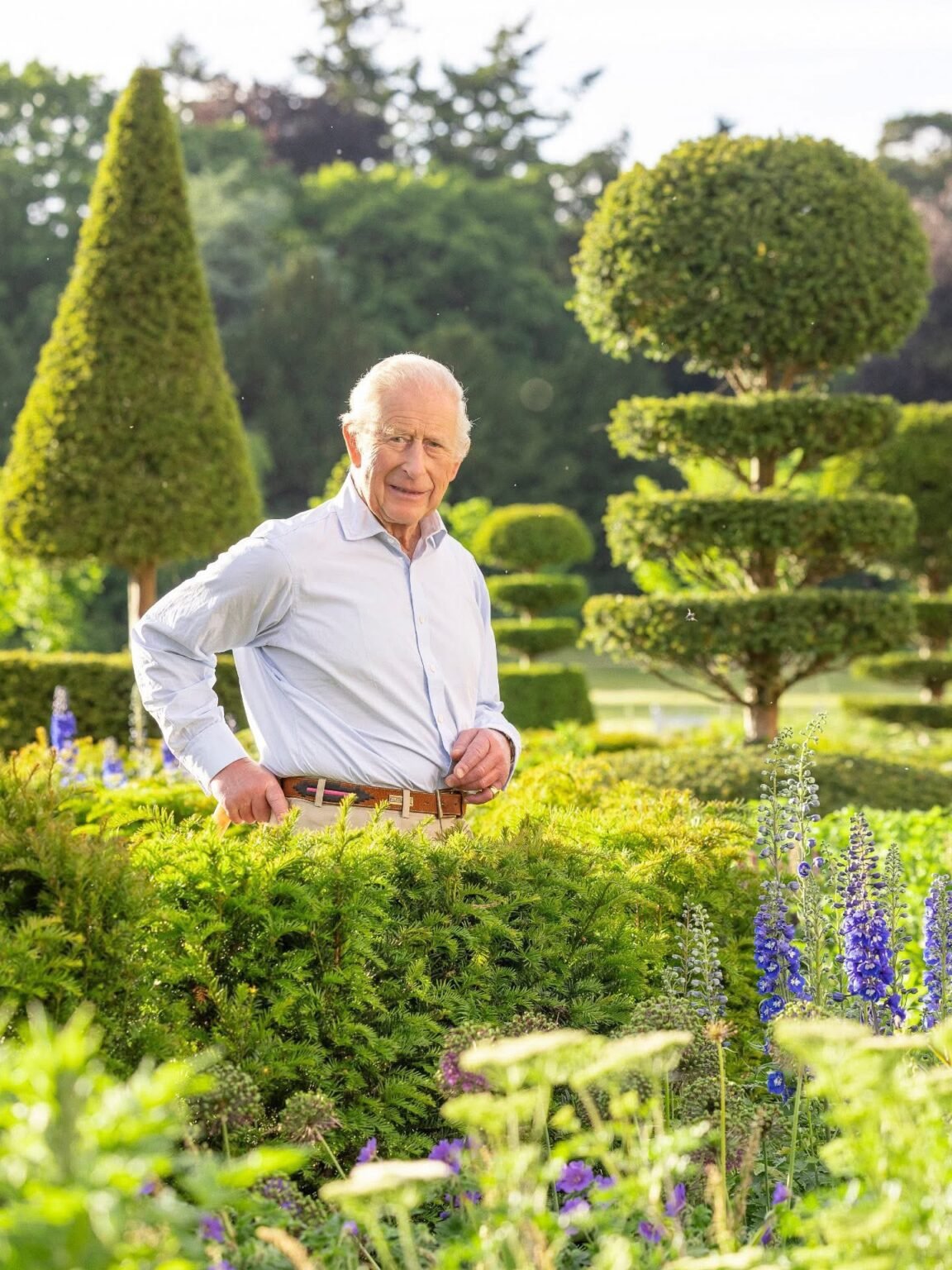 King Charles marks updates to Sandringham gardens with photos • The ...